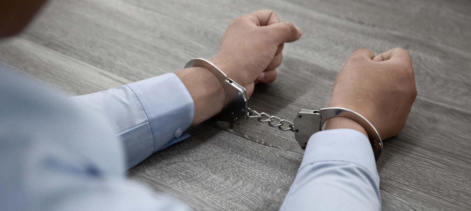 ¿Qué diferencia hay entre antecedentes penales y policiales?